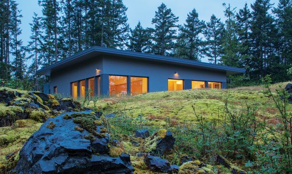 Super-Insulated Houses That Stand Up to Winter's Chill Collection of 5 ...
