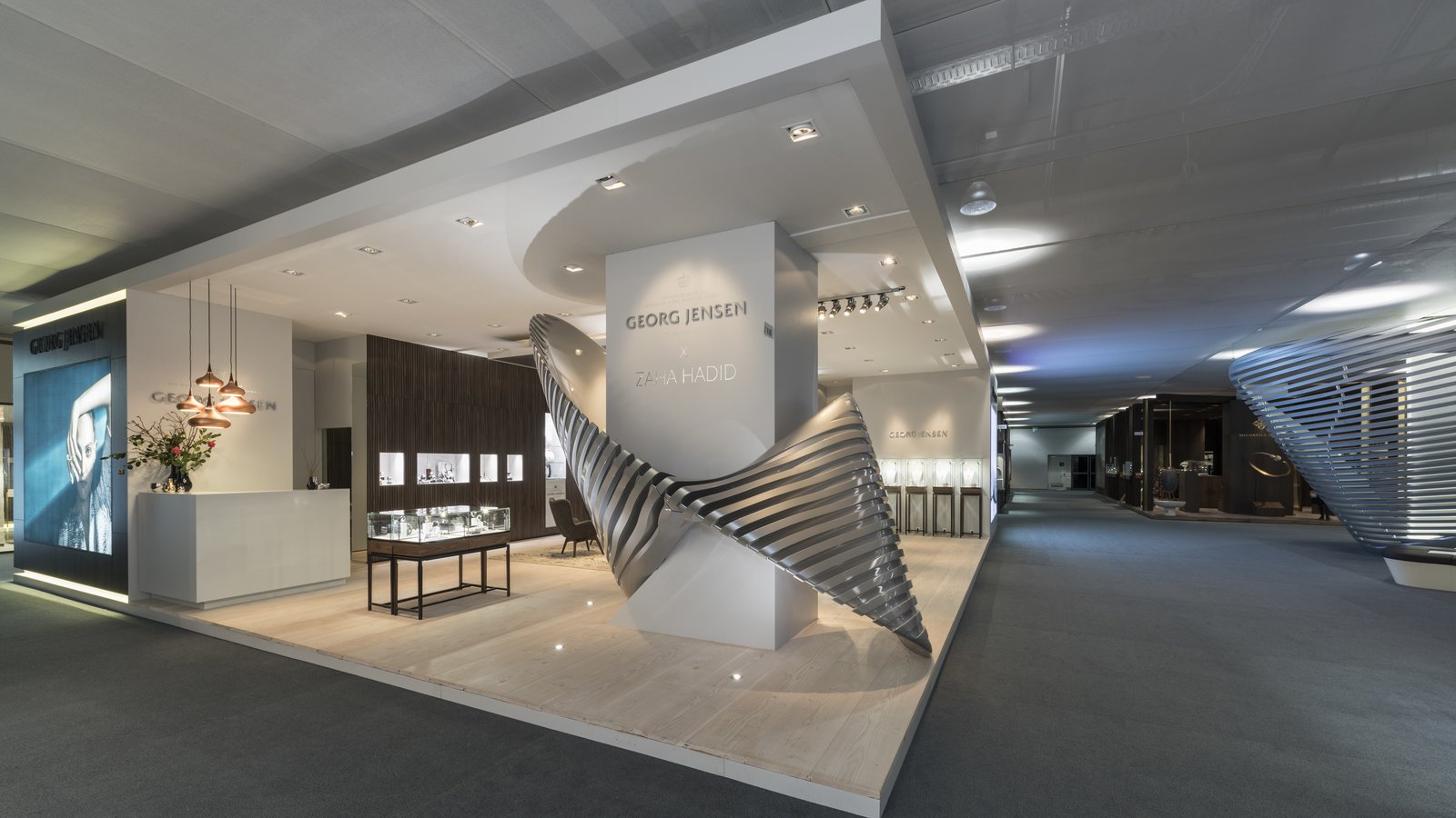 Zaha Hadid Applies Her Sculptural Sensibility to Jewelry for Georg ...