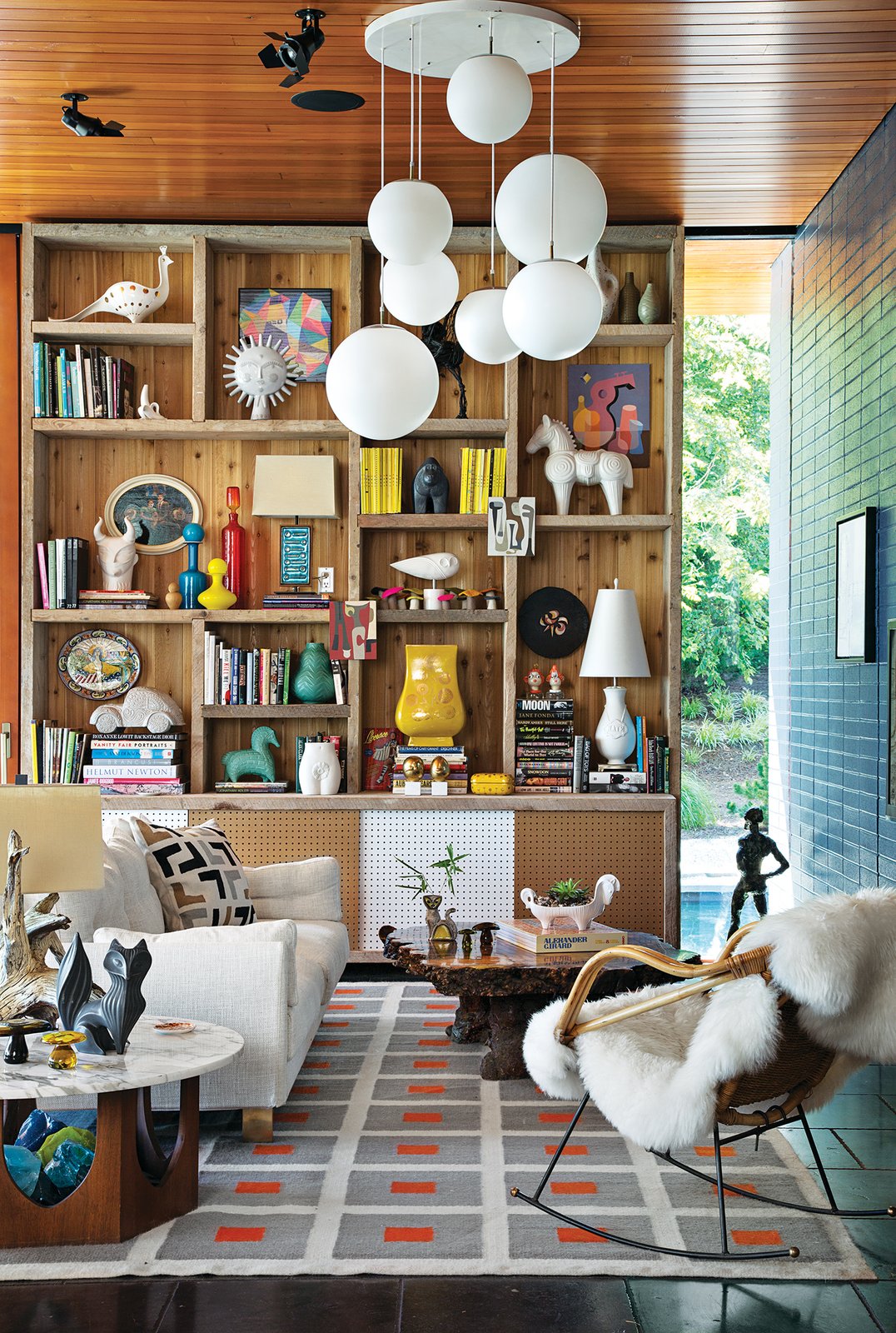 Photo 2 of 10 in Jonathan Adler and Simon Doonan’s Shelter Island ...