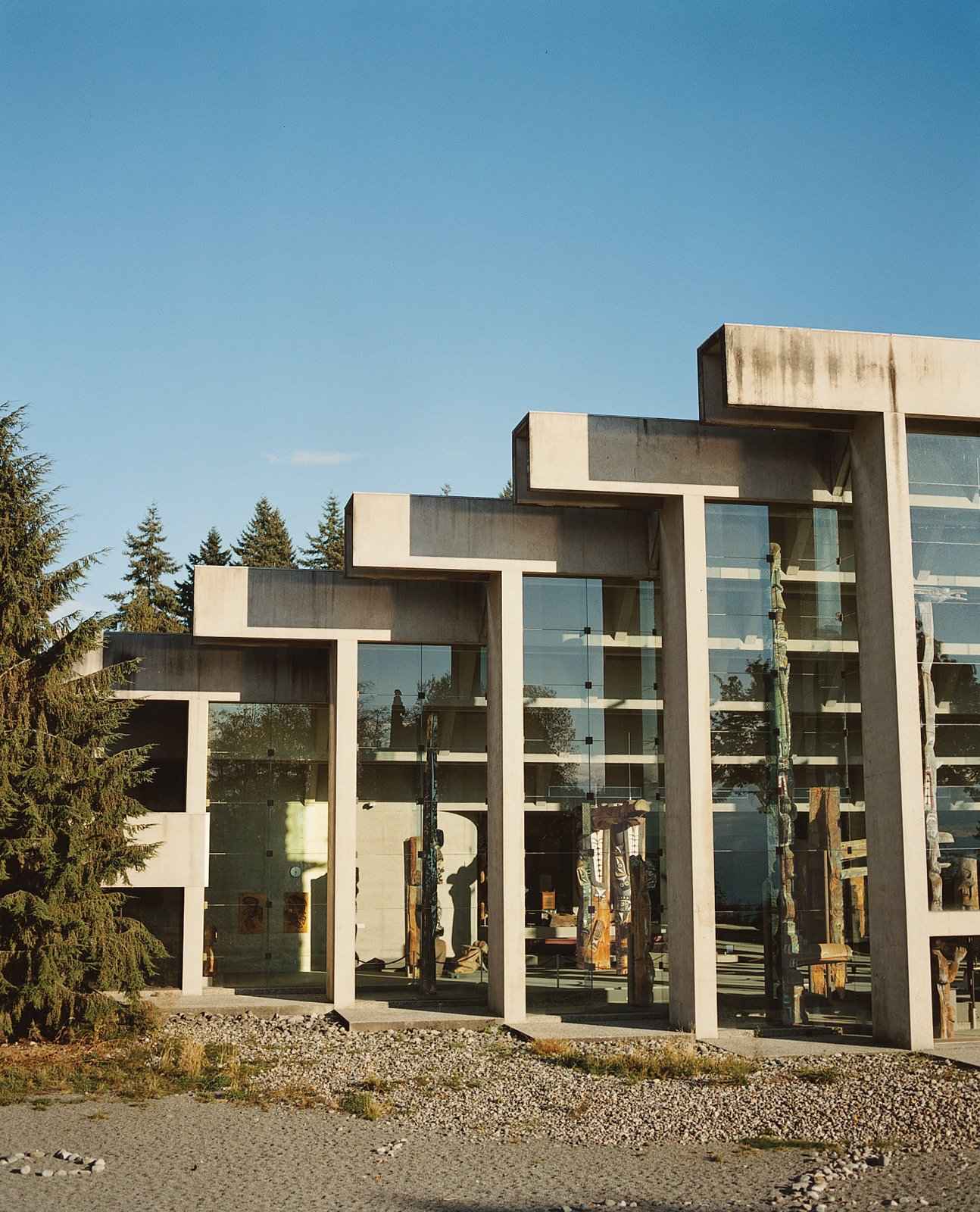 Photo 7 of 7 in Famous Brutalist Buildings by Kate Santos from ...