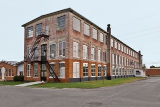 The Cracker Factory - Warehouse Renovation by Brandon and Amy Phillips ...