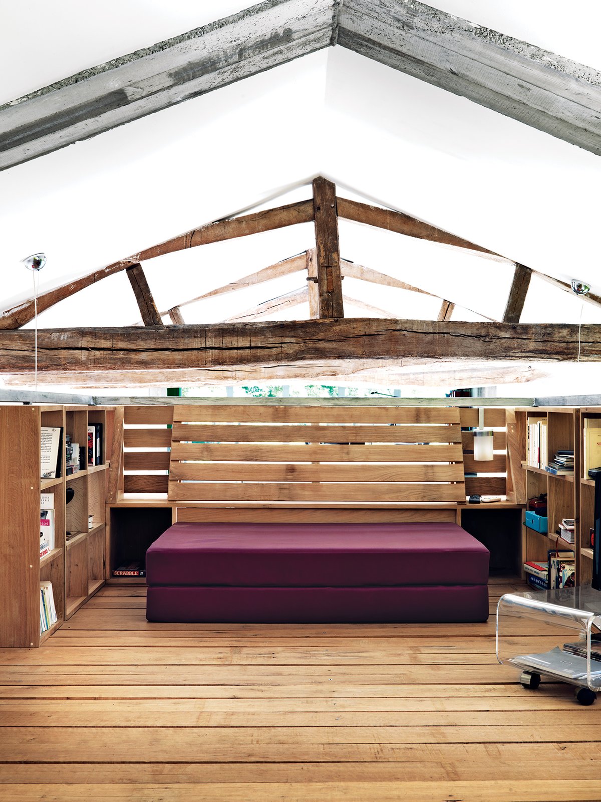 How to: Design Under a Pitched Ceiling (6 Photos) - Dwell