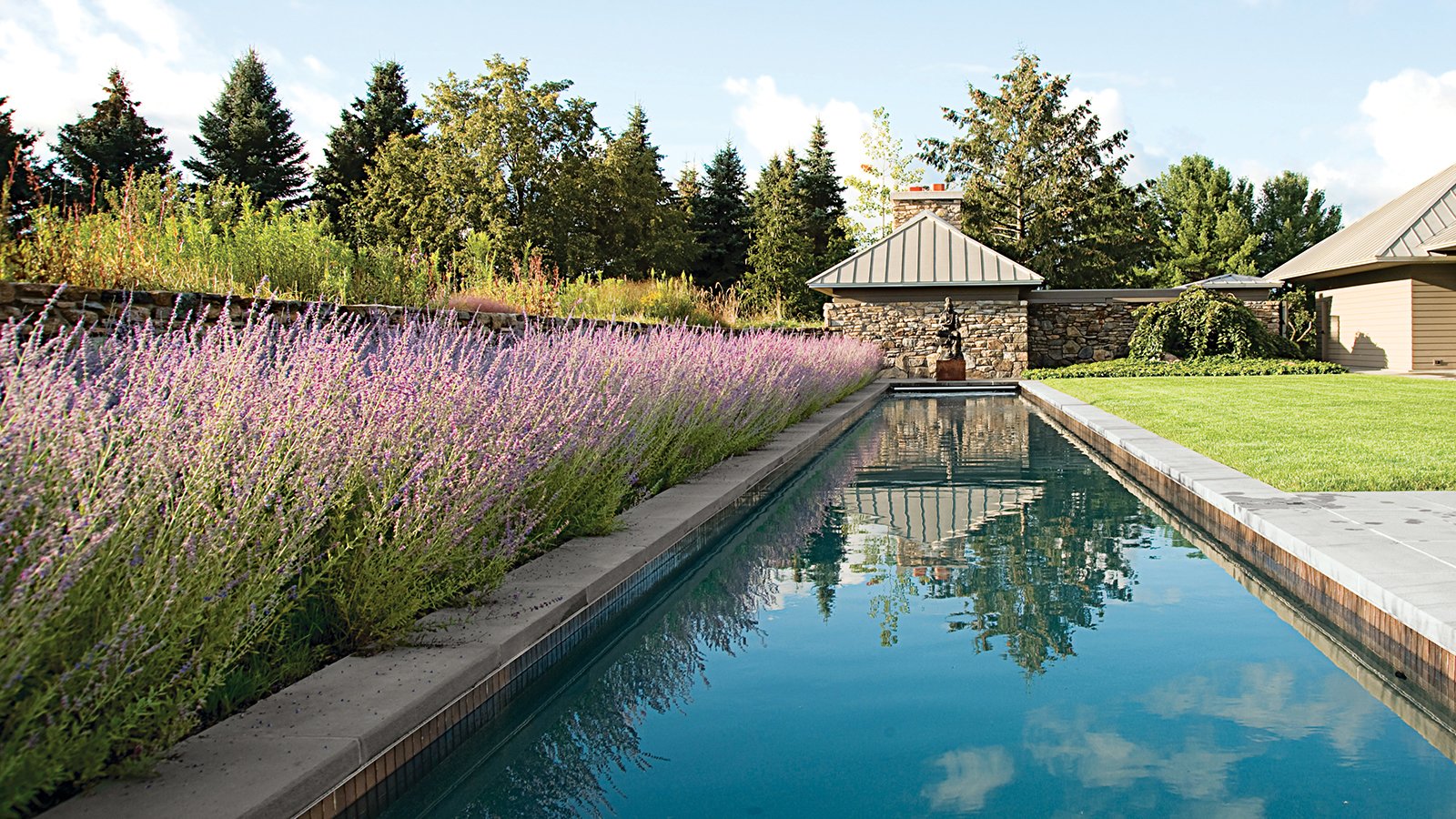 Photo 7 of 12 in Landscape Design for All Climates - Dwell