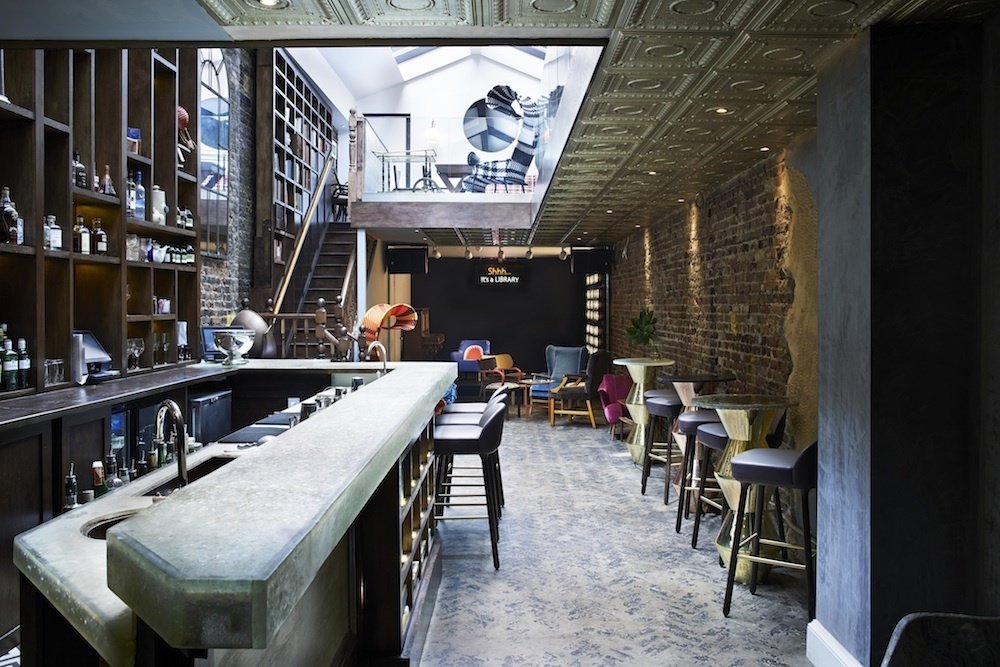 Photo 8 of 10 in Lush Interiors for London's Elite New Design Club - Dwell