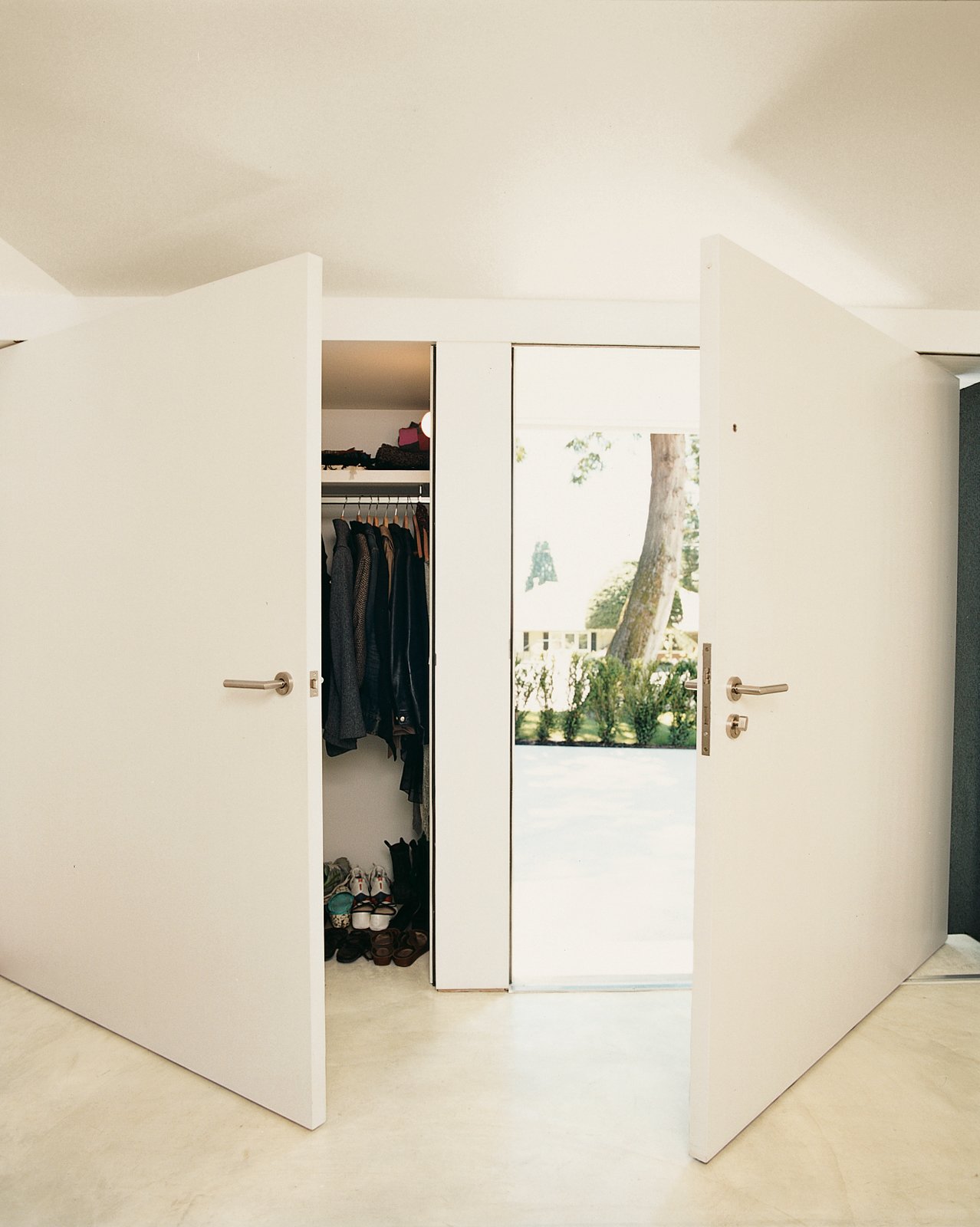 Photo 9 of 10 in Take a Peek Through These 10 Modern Front Doors from ...