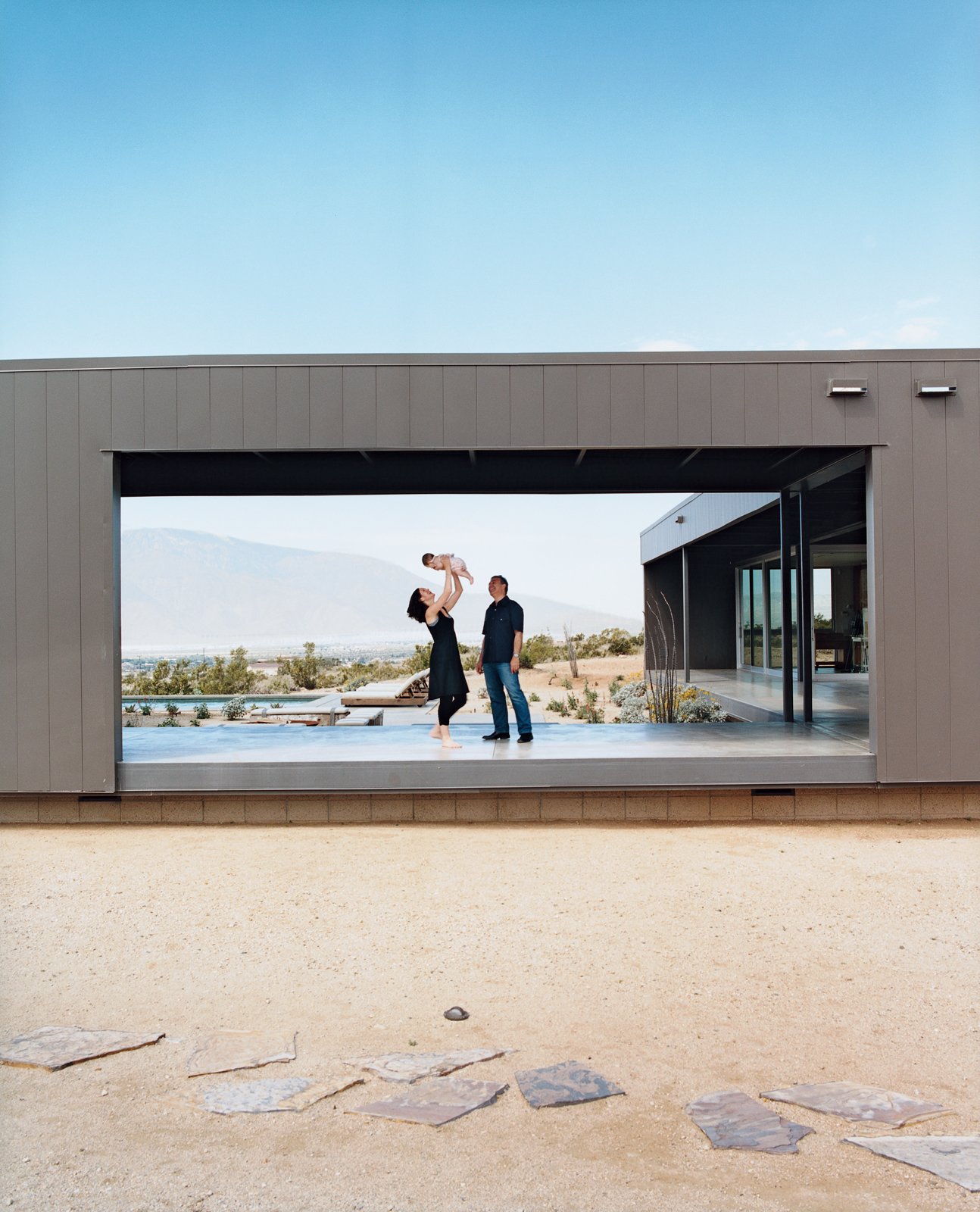 Photo 3 of 9 in Desert Utopia - Dwell