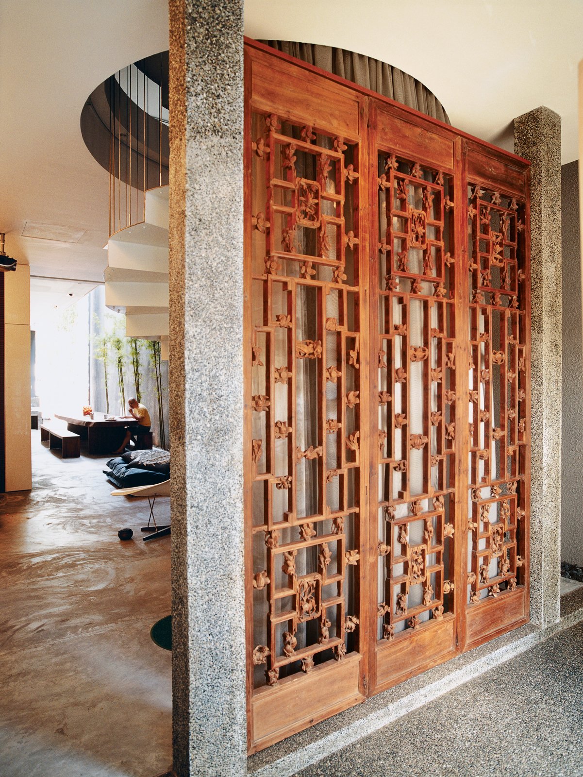 Photo 4 of 9 in A Typical, Narrow Singapore Shophouse Gets a ...