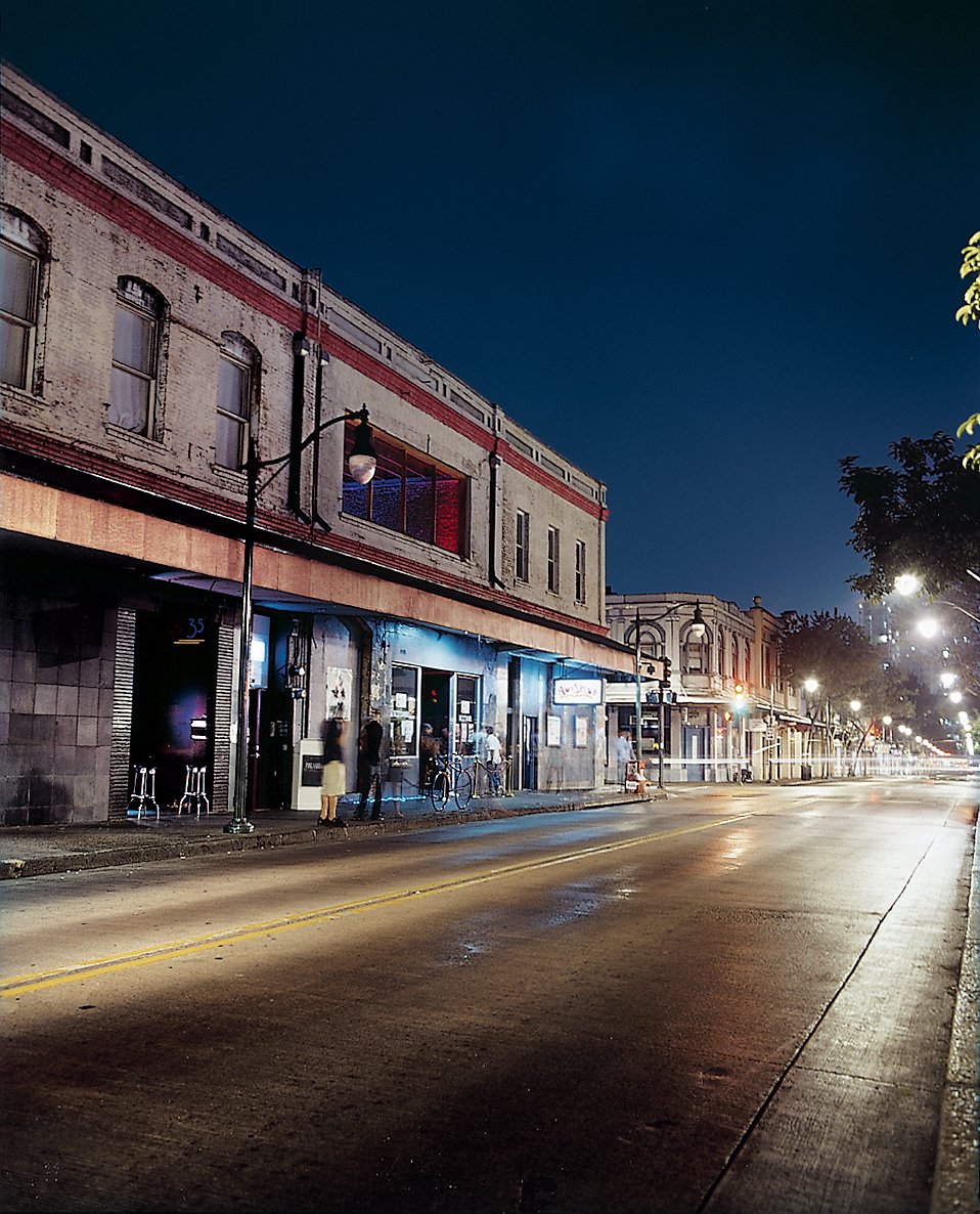 Photo 8 of 16 in Honolulu, Hawaii - Dwell