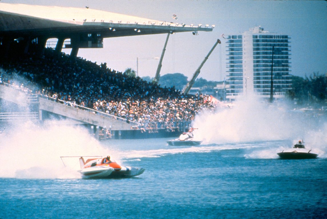 Photo 3 of 13 in Miami Modern Metropolis - Dwell