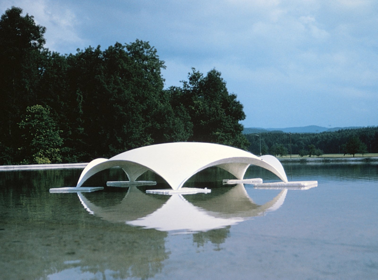 Photo 7 of 9 in The Art of Structure by Miyoko Ohtake - Dwell