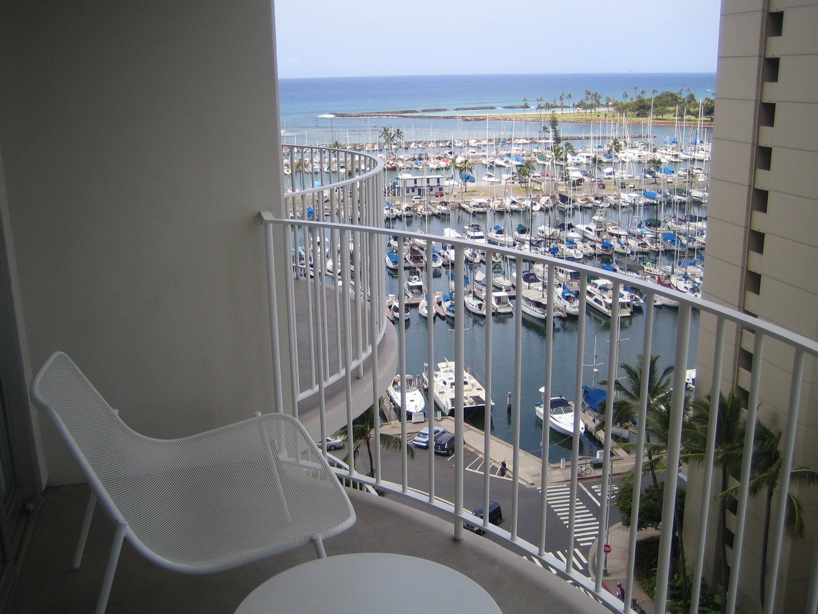 Photo 12 of 12 in The Modern Honolulu - Dwell