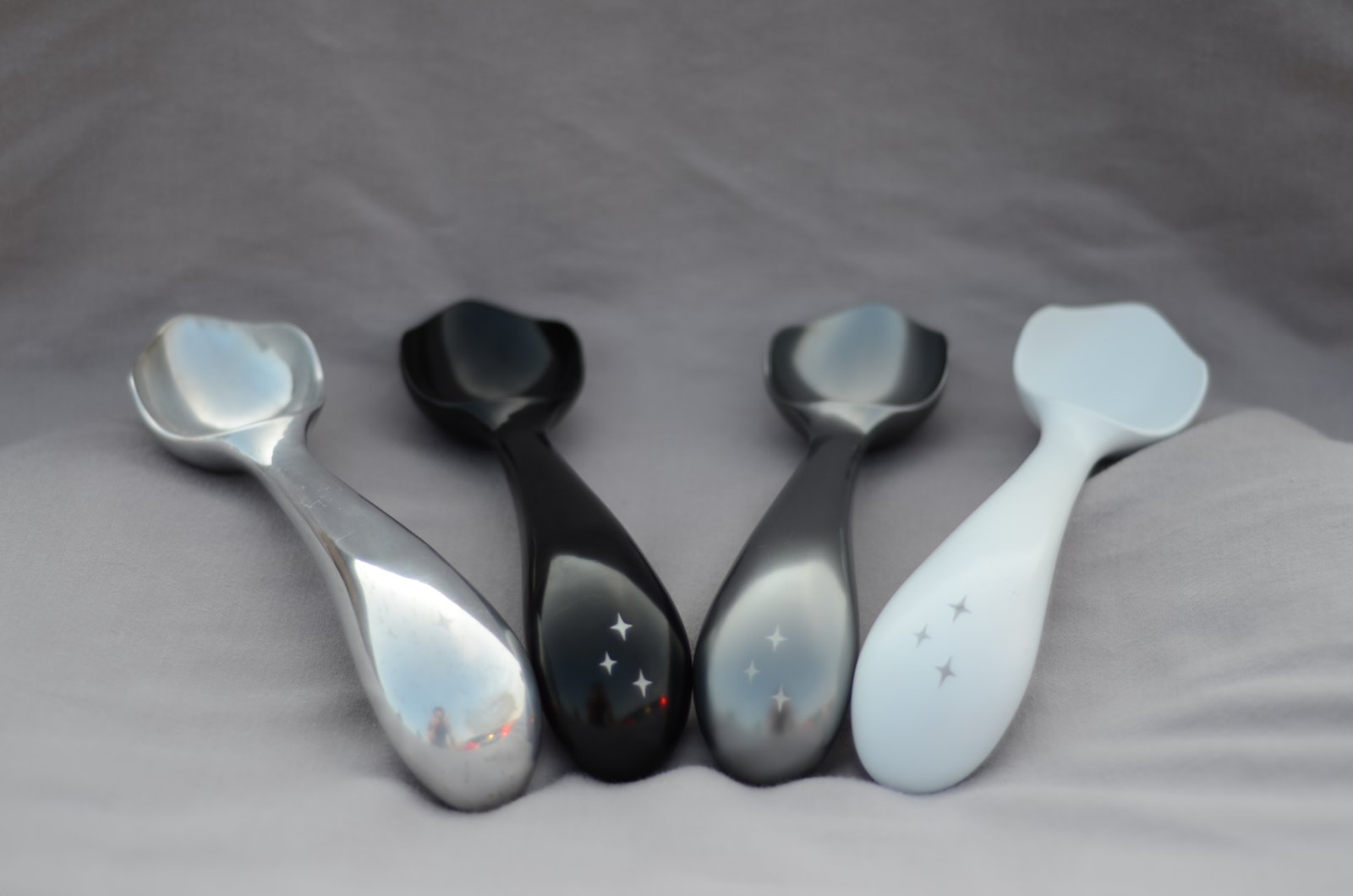 Photo 6 of 6 in The World's First Ergonomic Ice Cream Scoop? by ...