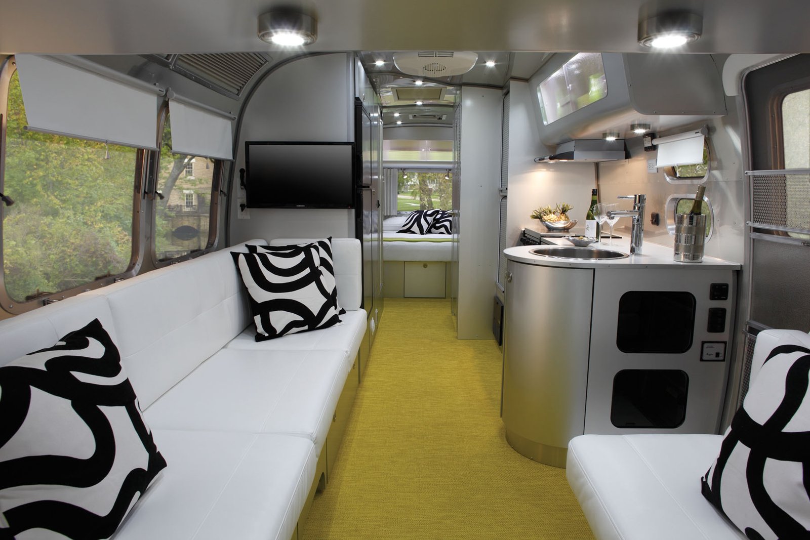 Photo 6 of 8 in 8 Ways to Renovate an Airstream by Erika Heet from ...