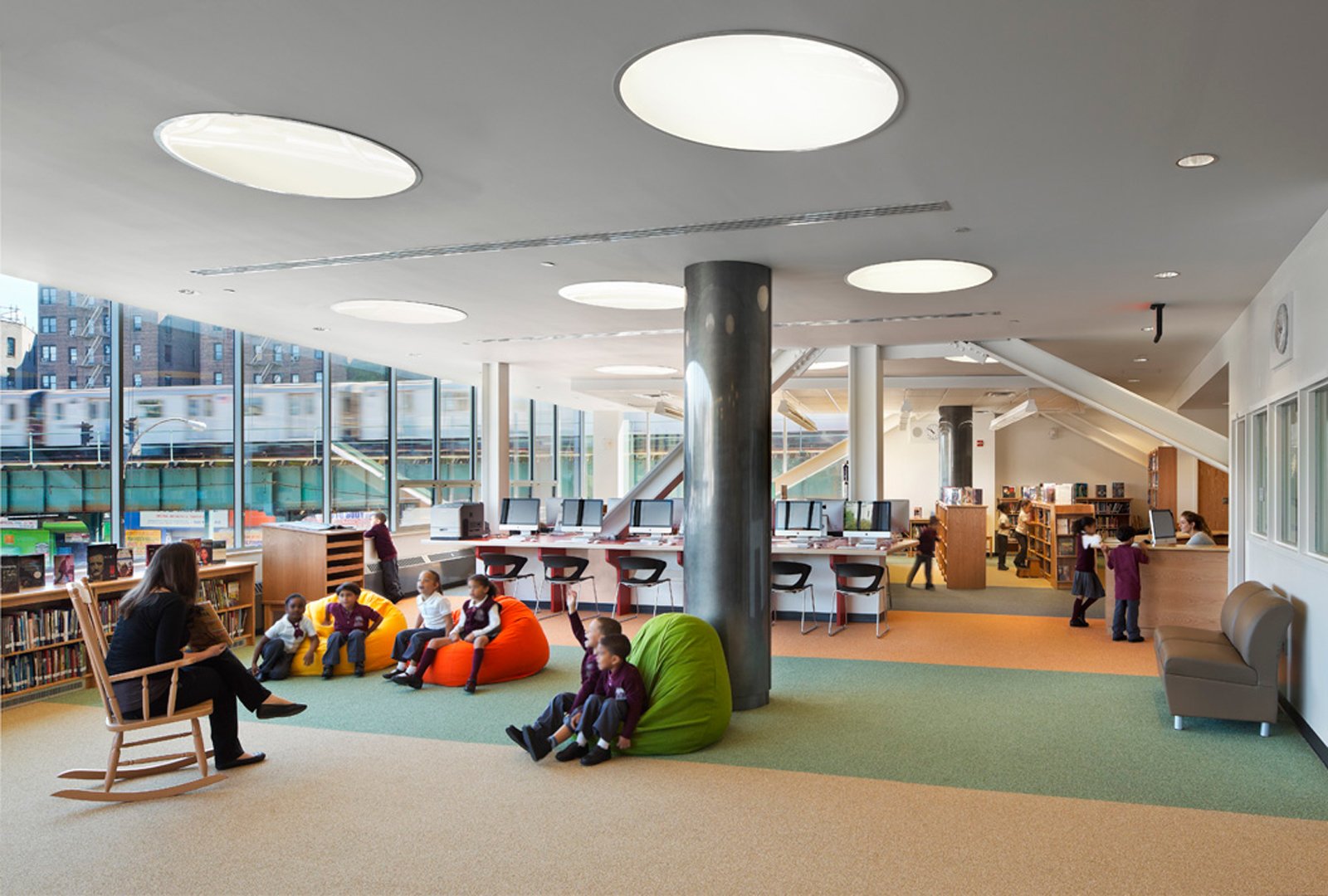 Photo 15 of 16 in Edgeless School: Design for Learning - Dwell