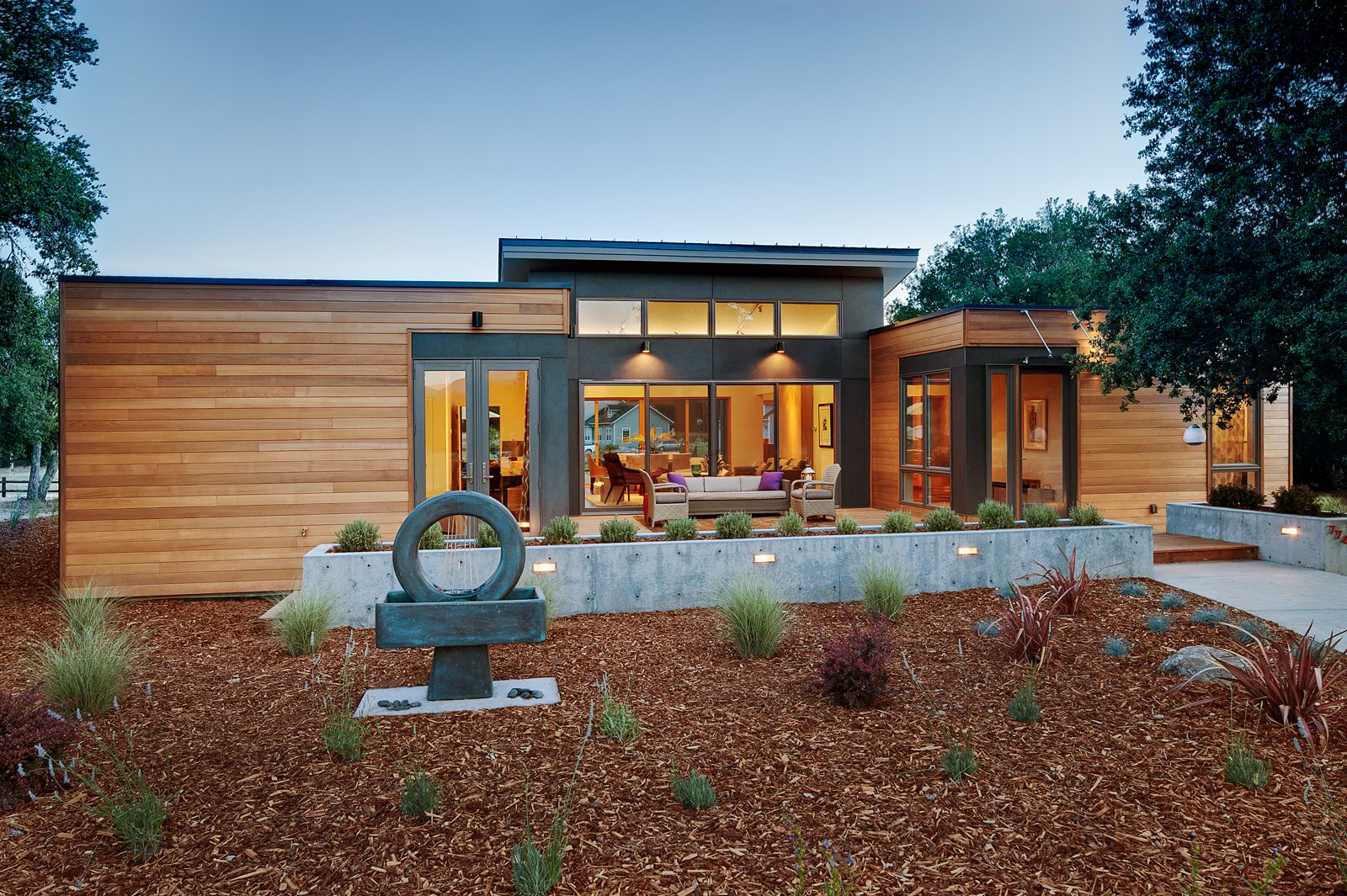 Photo 4 of 13 in Touring the Breezehouse by Blu Homes by Sara Ost - Dwell