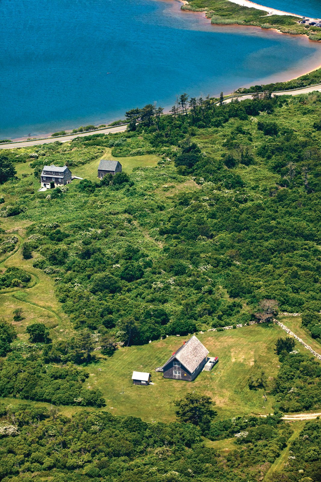 Photo 5 Of 13 In Jens Risom s Block Island Family Retreat Dwell