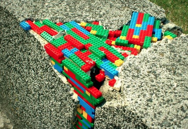 A Look at Lego Bombing (8 Photos) - Dwell