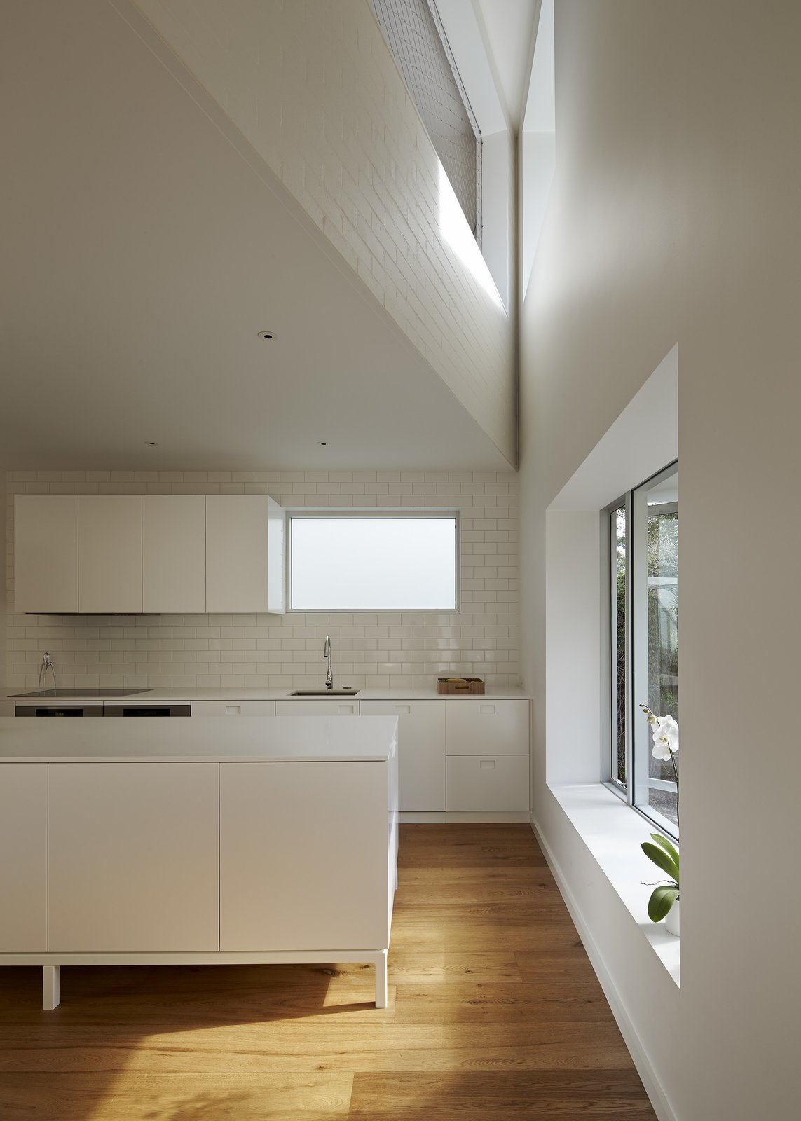 Photo 4 of 22 in How to Use Subway Tile to Spruce Up a Kitchen from ...