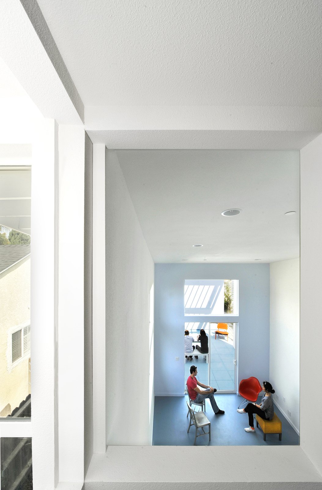 Photo 10 of 11 in Vibrant Affordable Housing Prototypes in Los Angeles ...