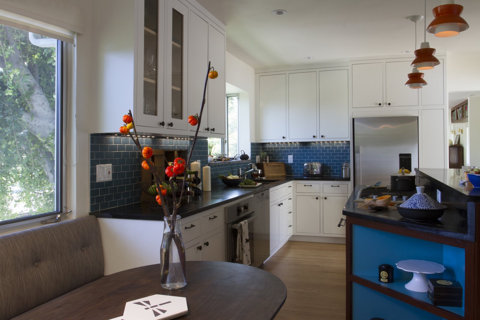 Photo 2 of 8 in Textural Bachelor Pad Wrapped in Modern Tile by Luke ...