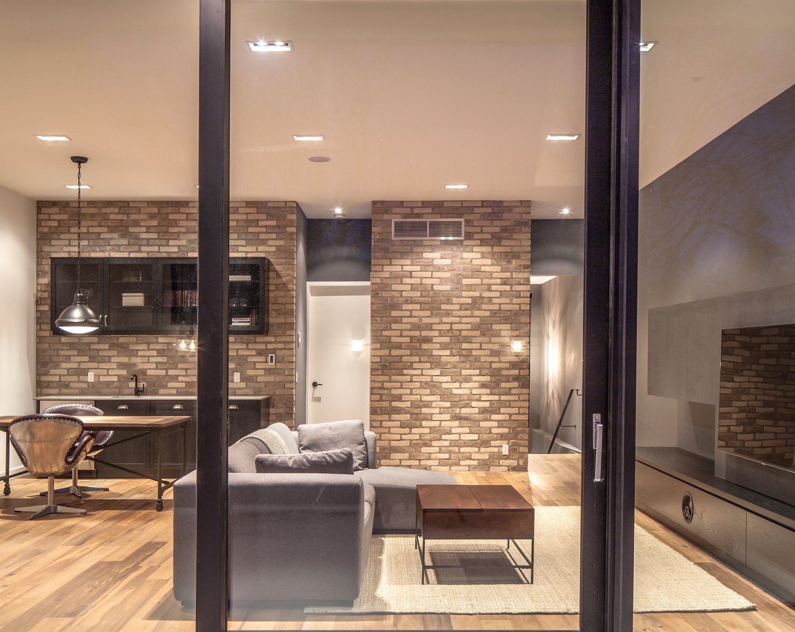 Photo 7 of 9 in A Spacious Toronto Triplex Responds to Rising Urban ...