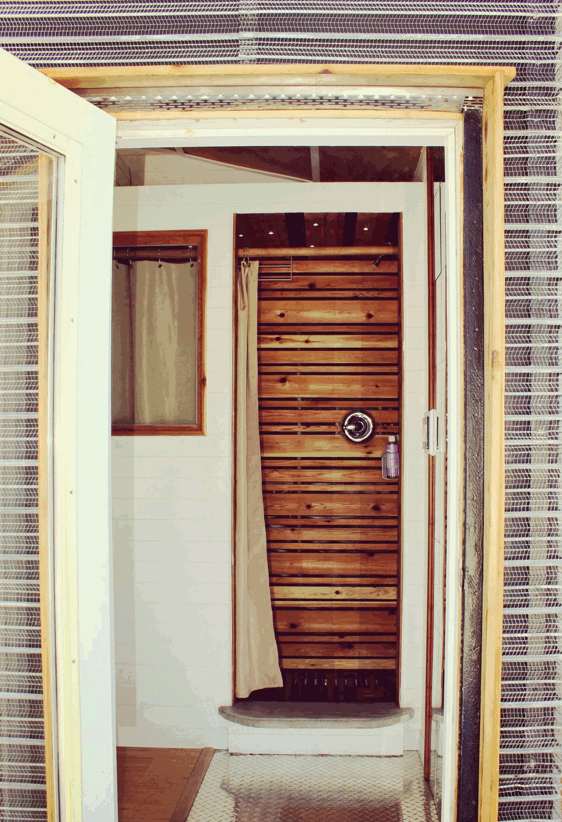 Photo 7 of 8 in A Modern Trailer is an Experiment in Small-Space Living ...