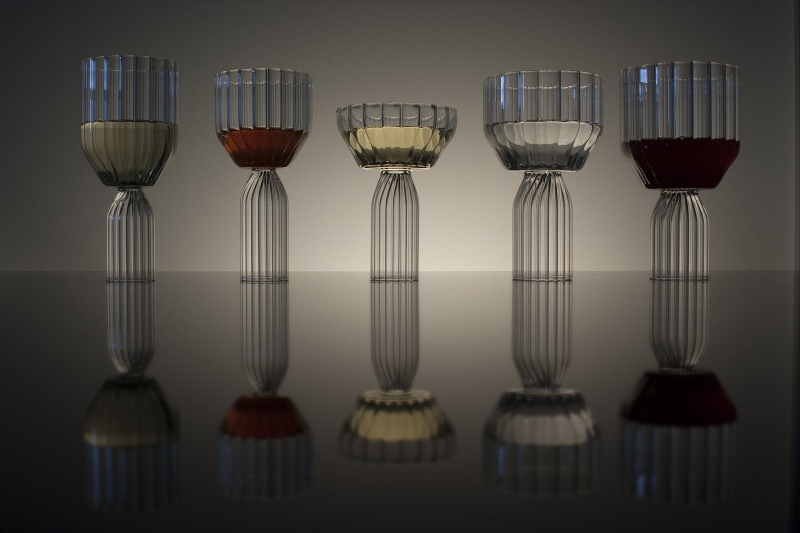 Up Your Glassware Game with These Striking Modern Pieces (3 Photos) - Dwell