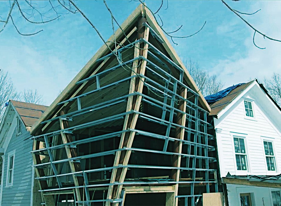 Photo 4 of 22 in A Mind-Bending Renovation Brings a Bold, Modern ...