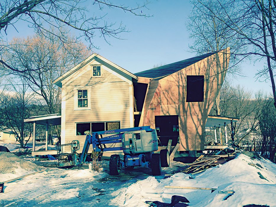 Photo 5 of 22 in A Mind-Bending Renovation Brings a Bold, Modern ...