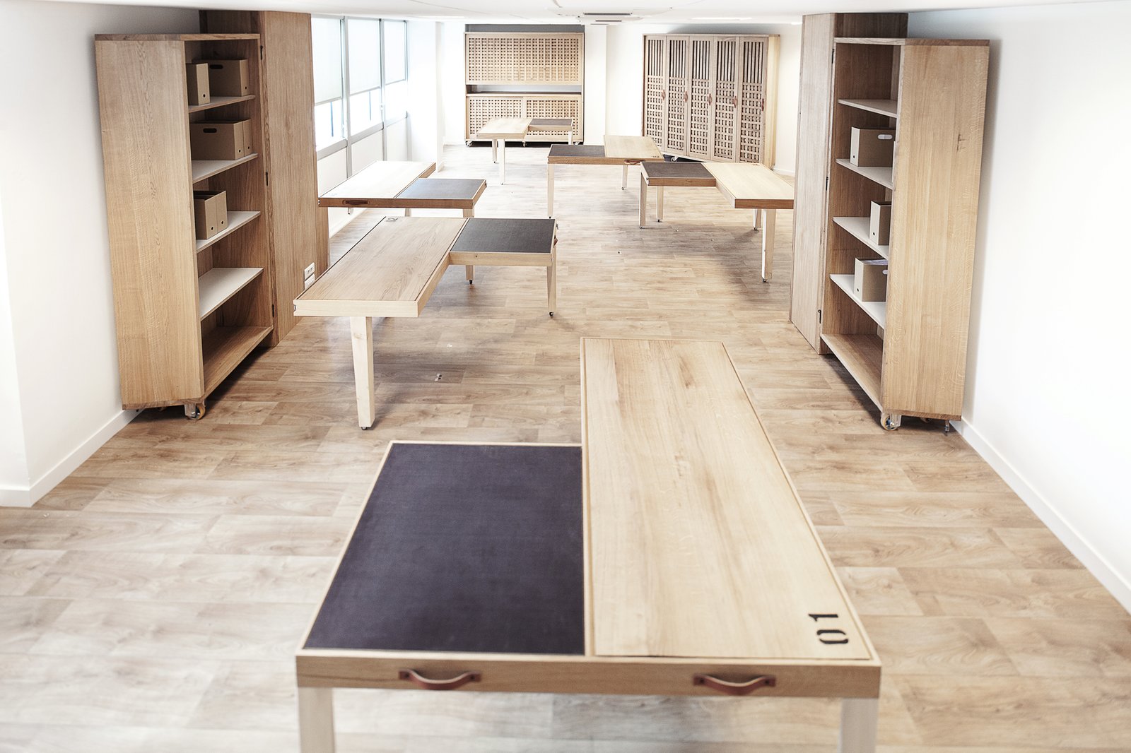 Photo 3 of 6 in A Modular Meeting Room Features a Table with 6 Possible ...