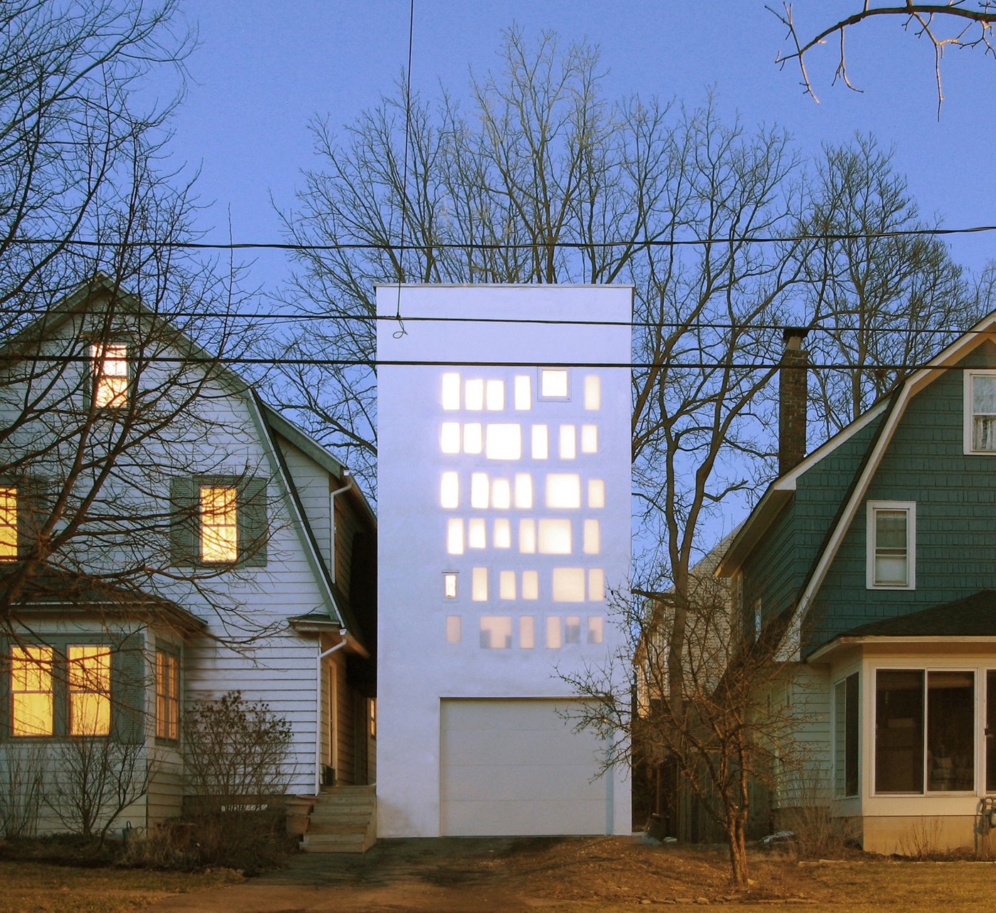 Photo 2 of 6 in This Glowing Library Addition is Every Writer's Dream ...