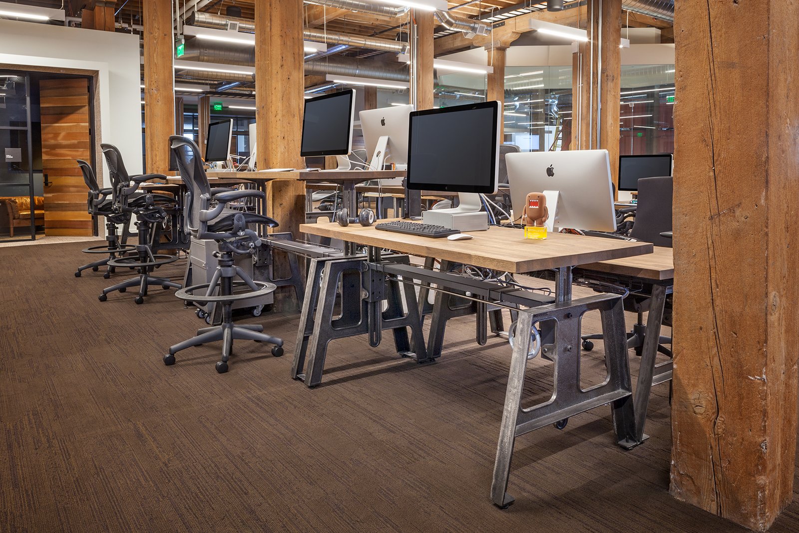 Photo 5 of 5 in MASHstudios Height-Adjustable Work Table by Erika Heet ...