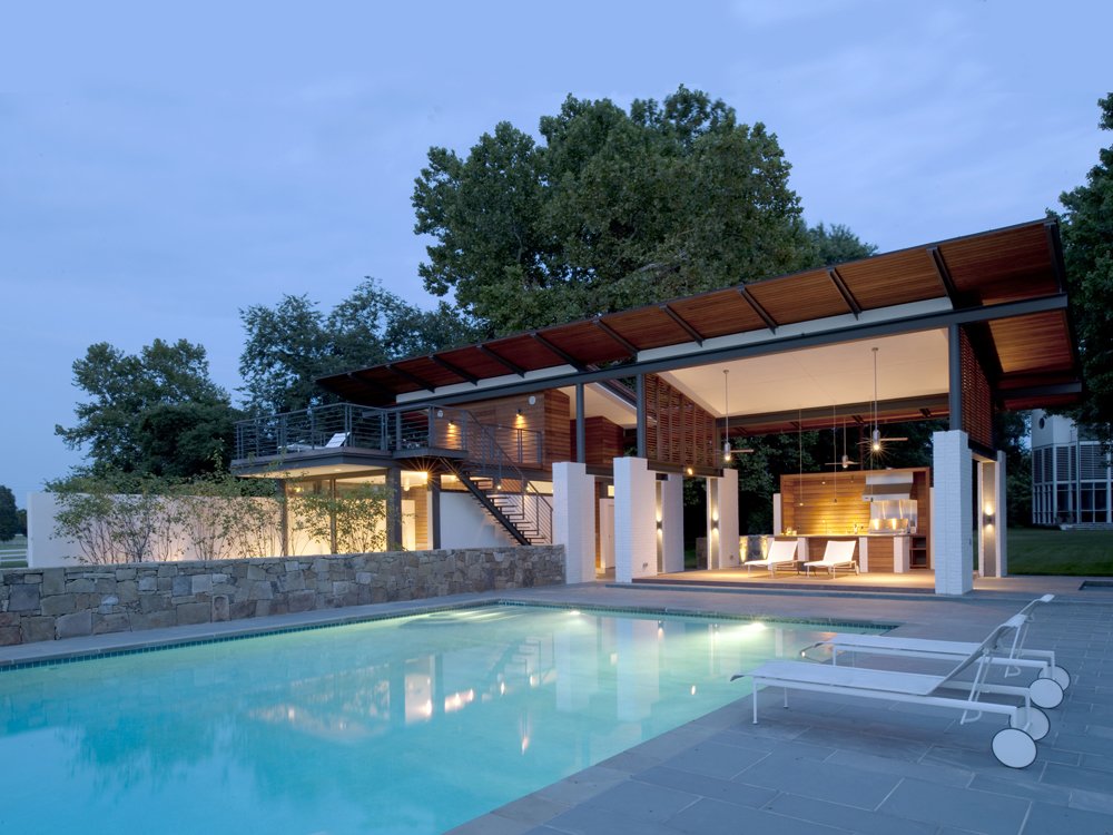 Striking Pool and Guest House in Virginia (6 Photos) - Dwell