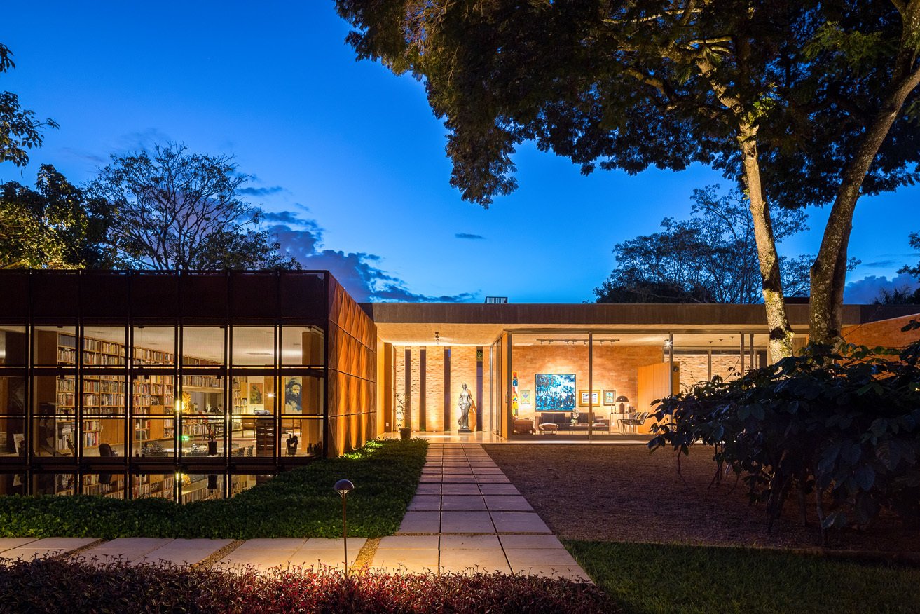 Photo 3 of 7 in Modern Homes in Brazil from House of the Week: Indoor ...