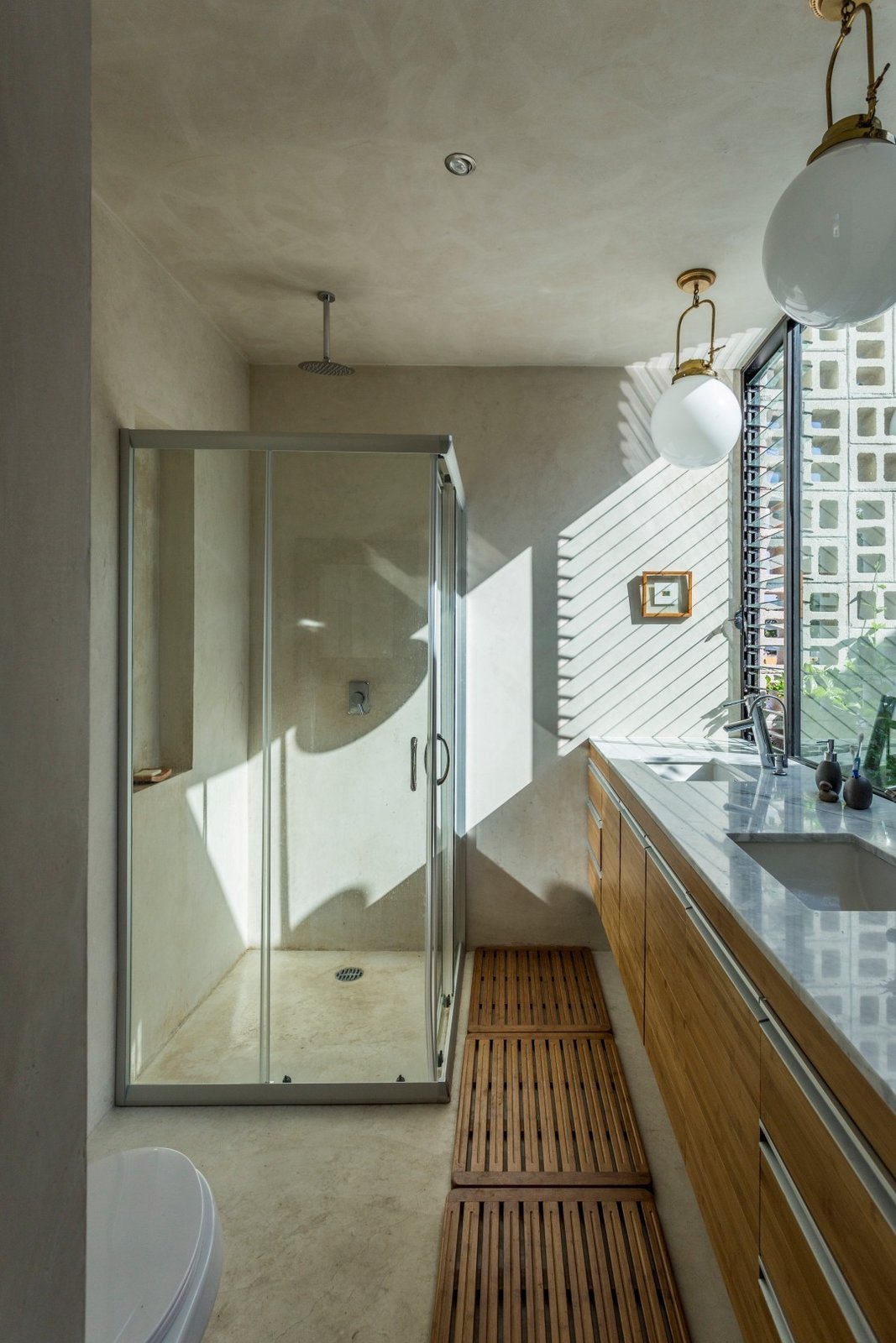 Photo 6 of 6 in A Sustainable Mexican Retreat Made of Raw, Readily ...