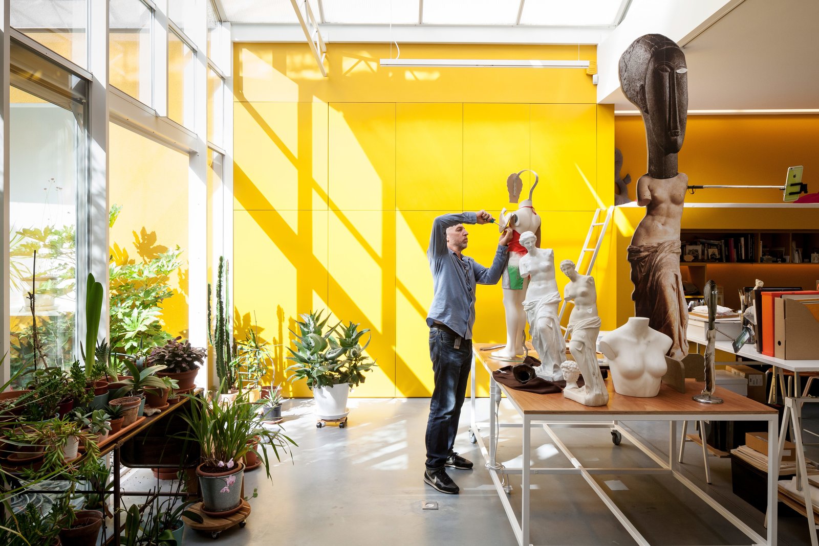 Articles about home+decorating+jobs on Dwell.com - Dwell