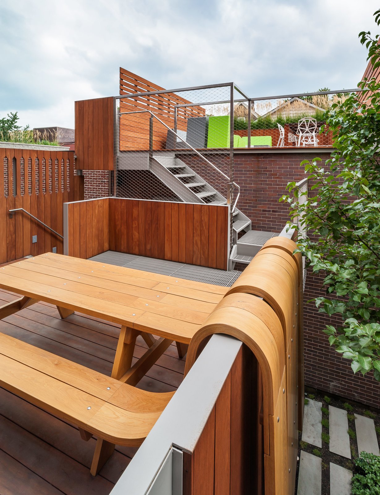 Photo 8 of 31 in Best Modern Fences by William Lamb from Four Floors of ...