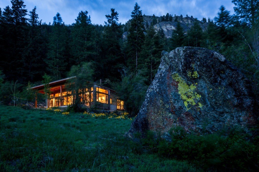 Photo 16 of 20 in 19 Companies Making Modern Prefabs Perfect for ...