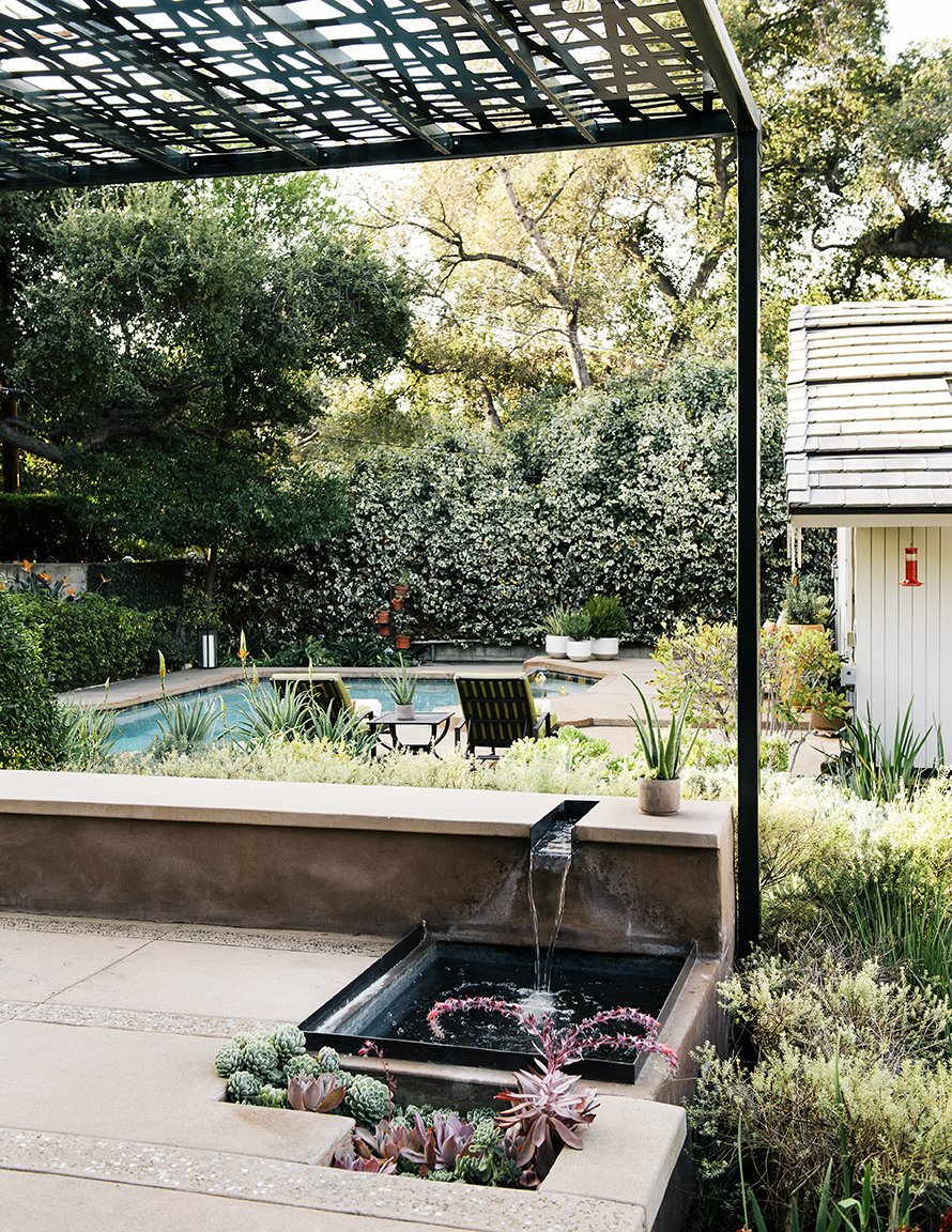 Photo 9 of 9 in A Laser-Cut Pergola Completes a Tranquil Garden in L.A ...