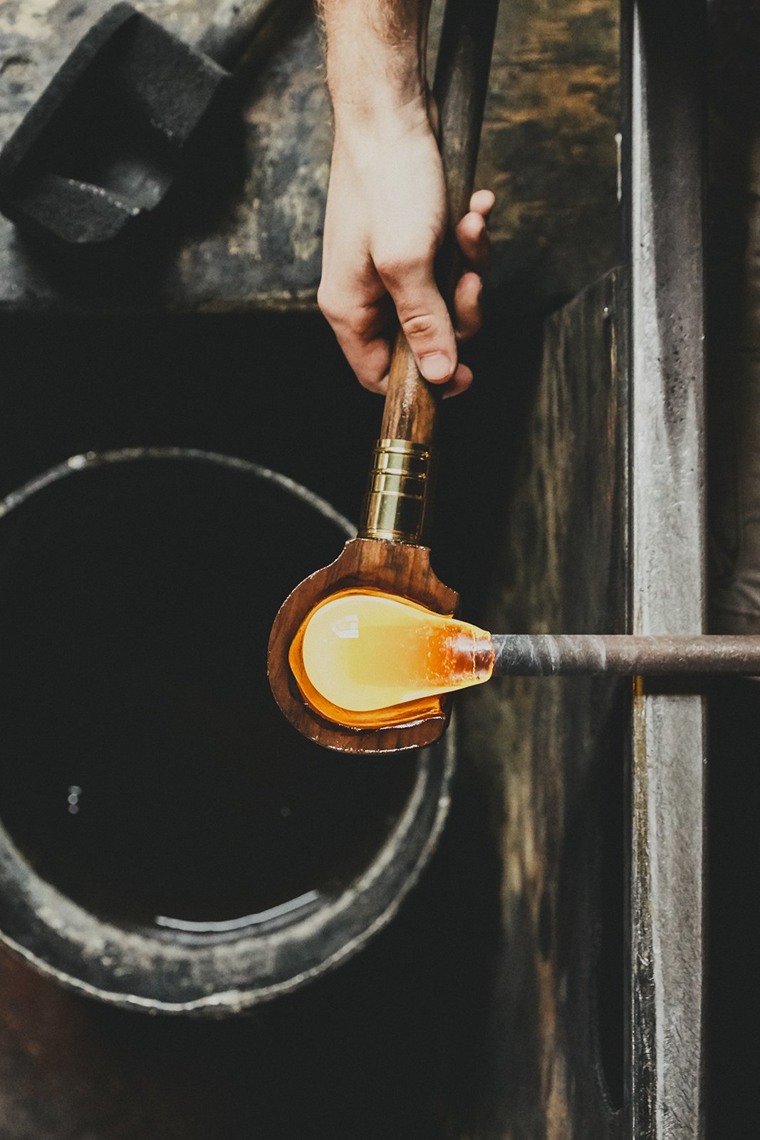 Photo 9 of 17 in Inside Master Glassmaker Simon Pearce’s Sustainable ...