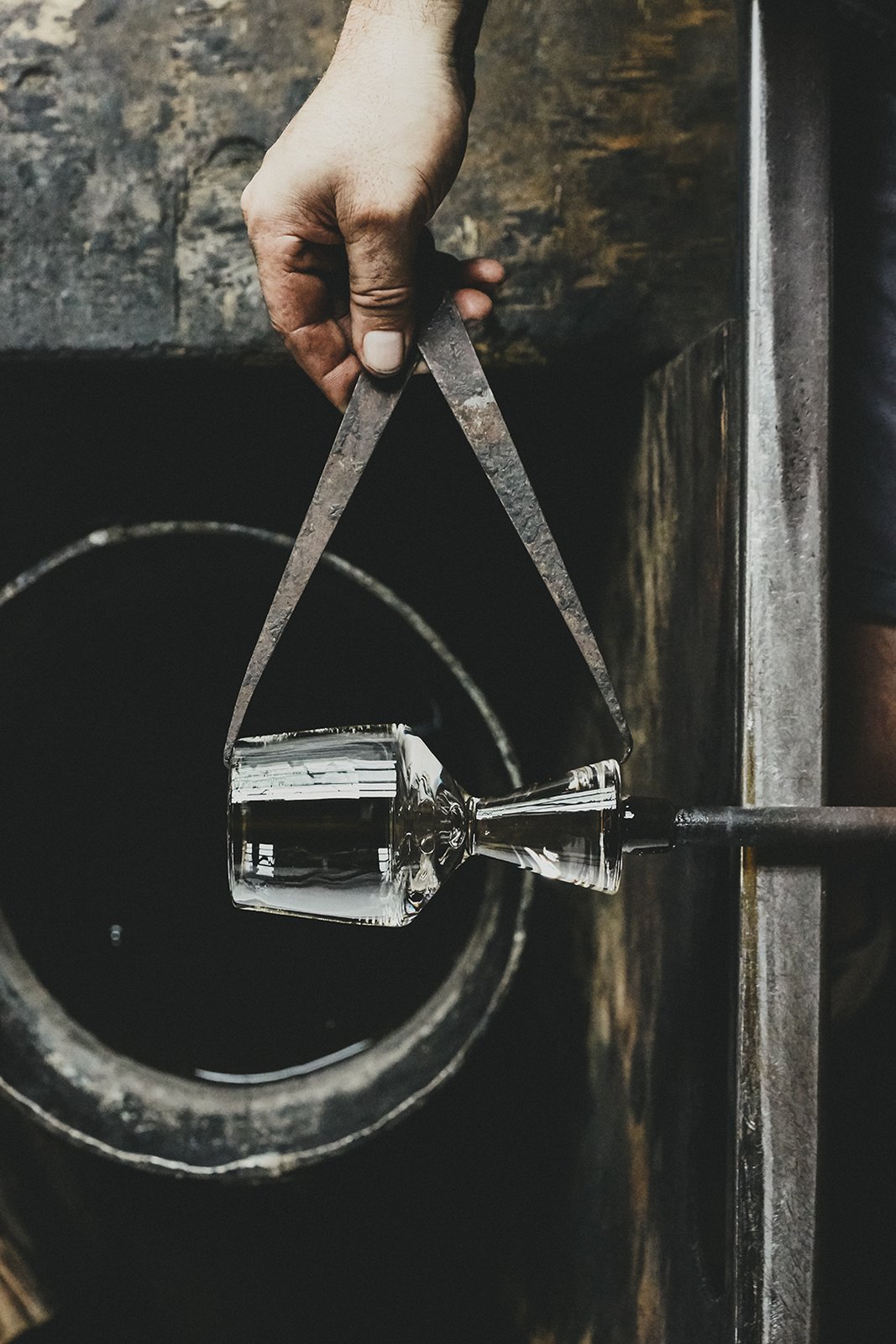 Photo 17 of 17 in Inside Master Glassmaker Simon Pearce’s Sustainable ...