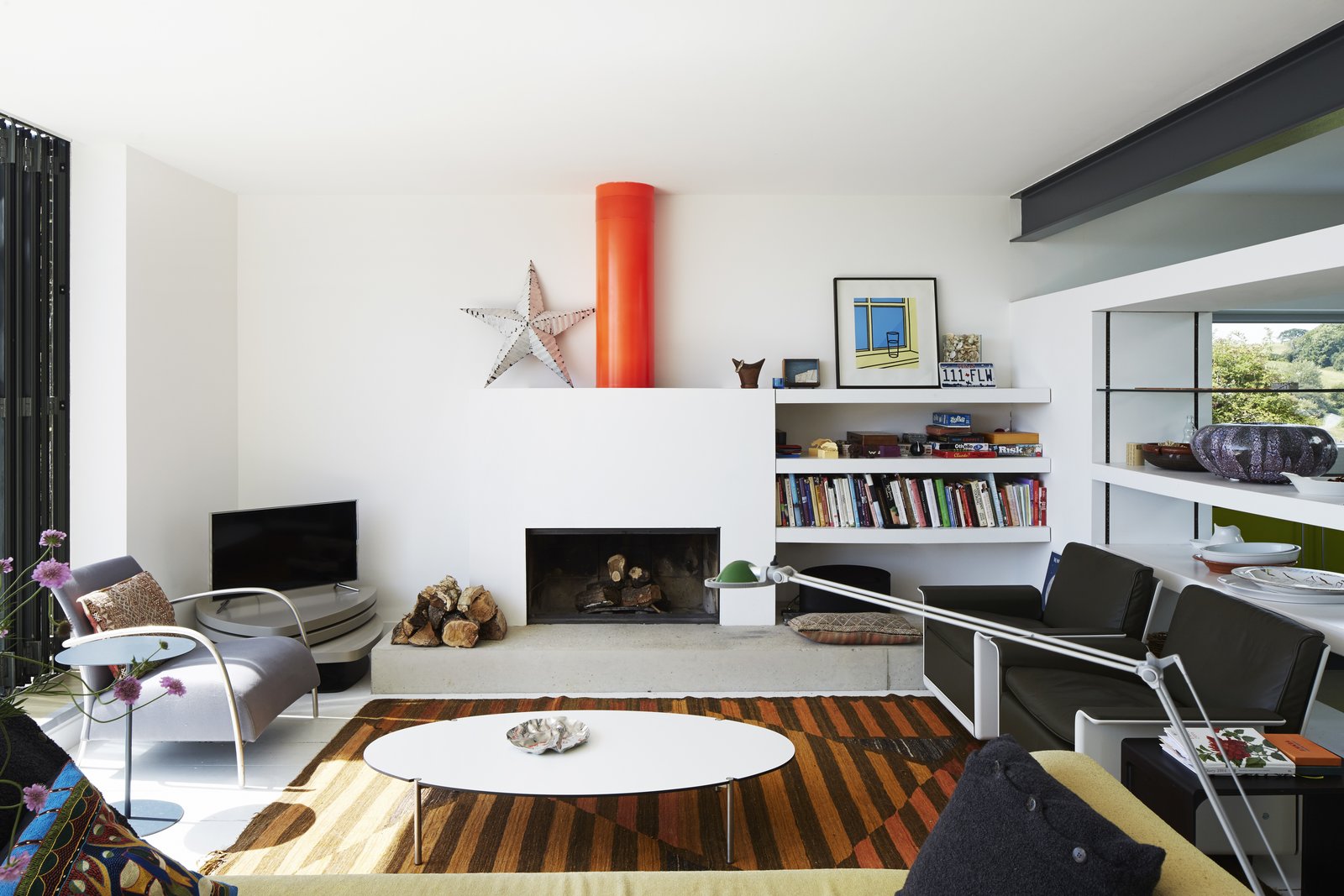 Photo 9 of 14 in Fall in Love With This British Architect’s Colorful ...