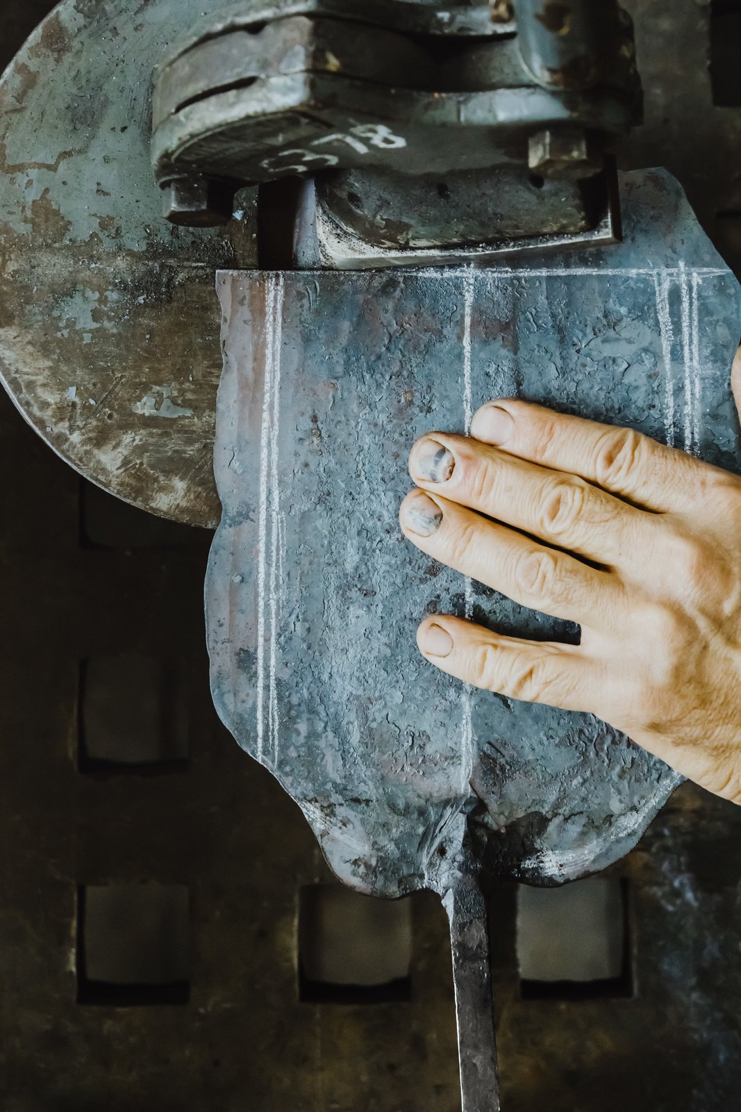 Photo 11 of 14 in Meet a Seasoned Blacksmith Who Reveals His Art's ...