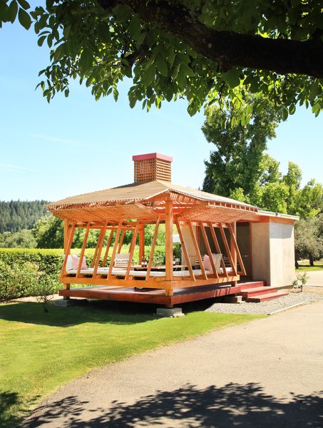 Sip Wine in This Japanese Pagoda-Inspired Pavilion - Dwell