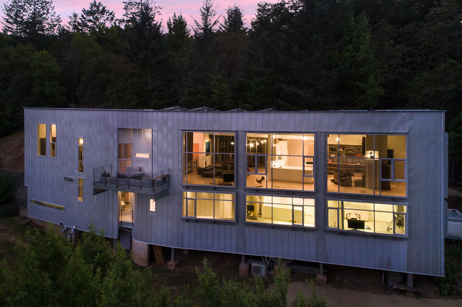 Photo 10 of 10 in An Award-Winning Home With a Prefabricated Metal ...