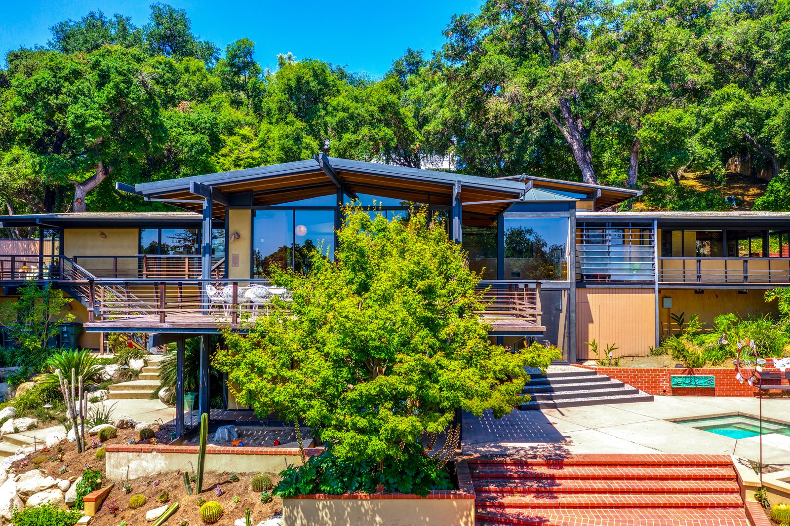 Photo 14 of 14 in Beck’s Former Post-and-Beam Midcentury Home Asks $4 ...