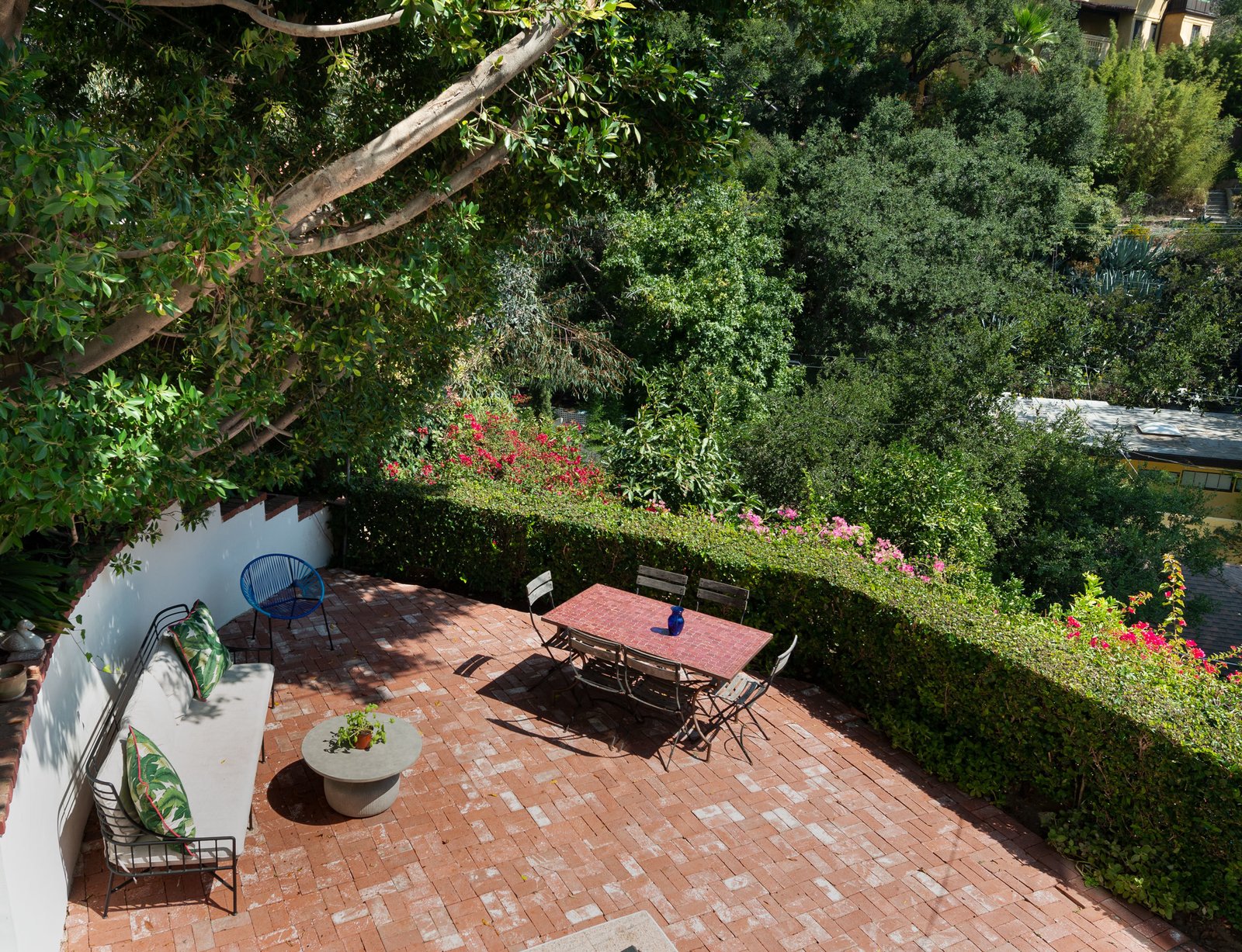 Photo 12 of 13 in Actor Heather Graham Parts Ways With Her Longtime ...