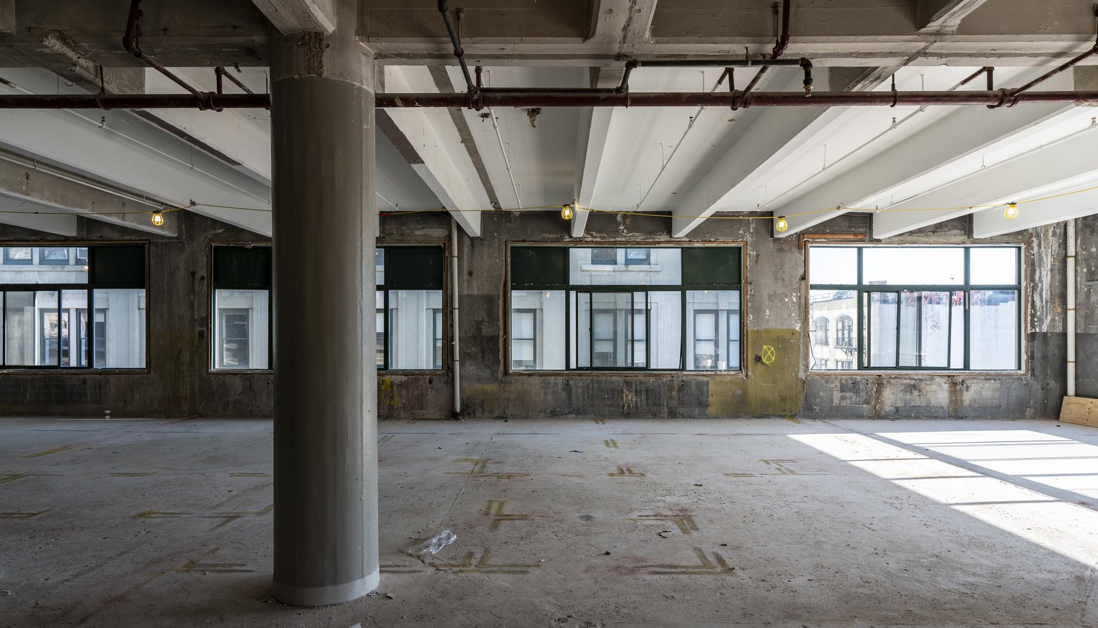 Photo 4 of 12 in The Last DUMBO Loft Conversion Offers Luxe Living for ...