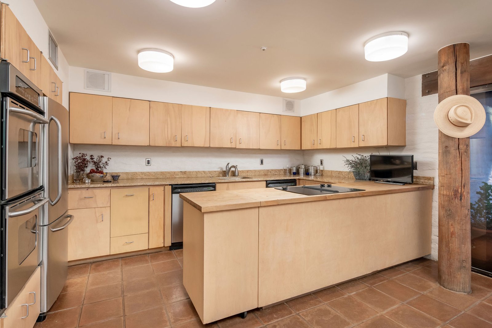 Photo 9 of 15 in One of Arizona’s Most Architecturally Significant ...