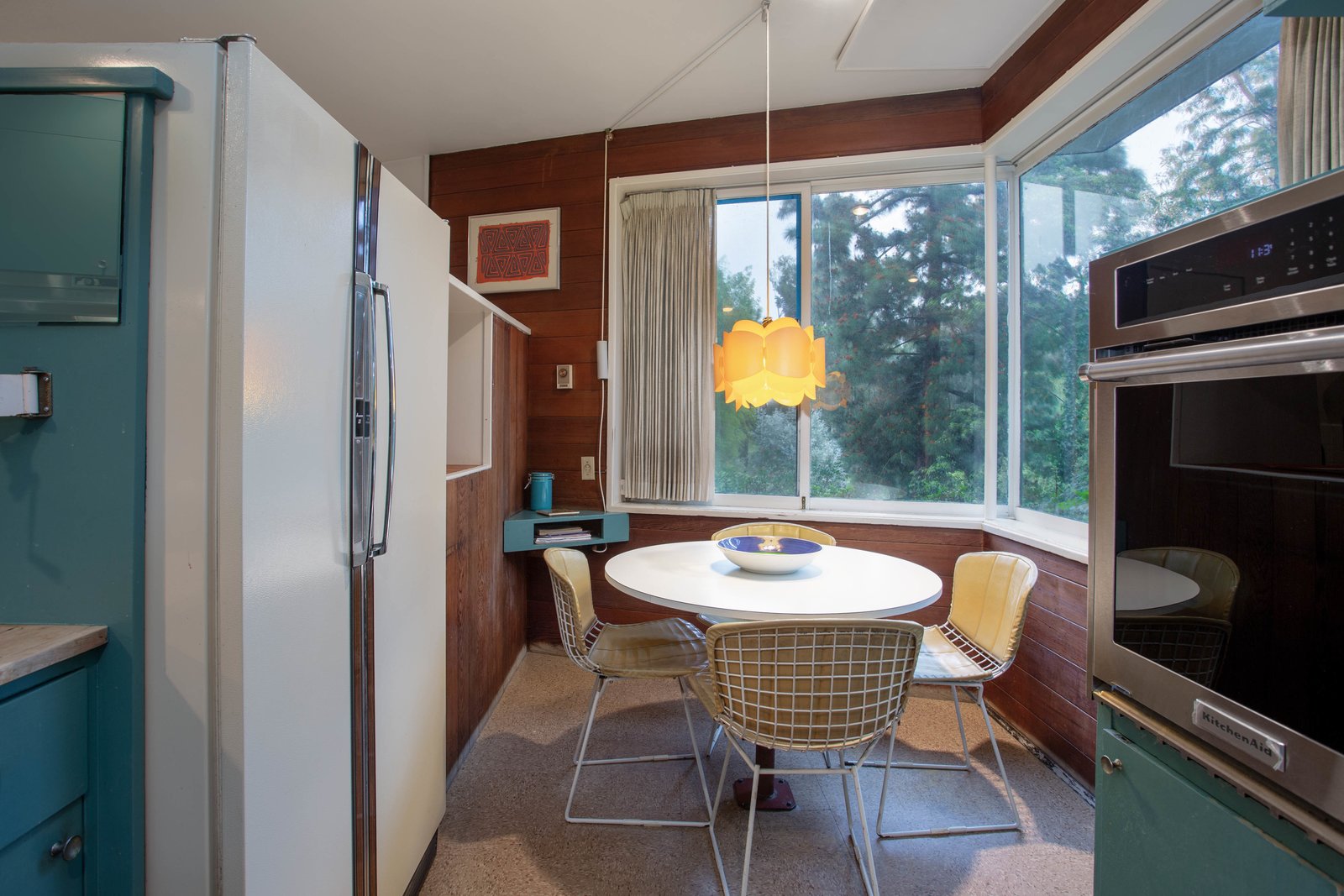 Photo 6 of 18 in Wanna Feel Like It’s 1952 All the Time? Consider ...